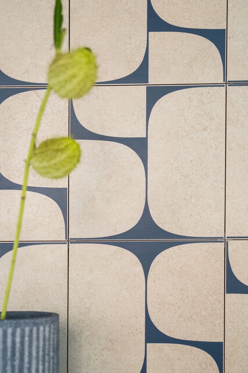 Caliza Curvas Off White Marine AC 28x28 - Eliane Revestimentos